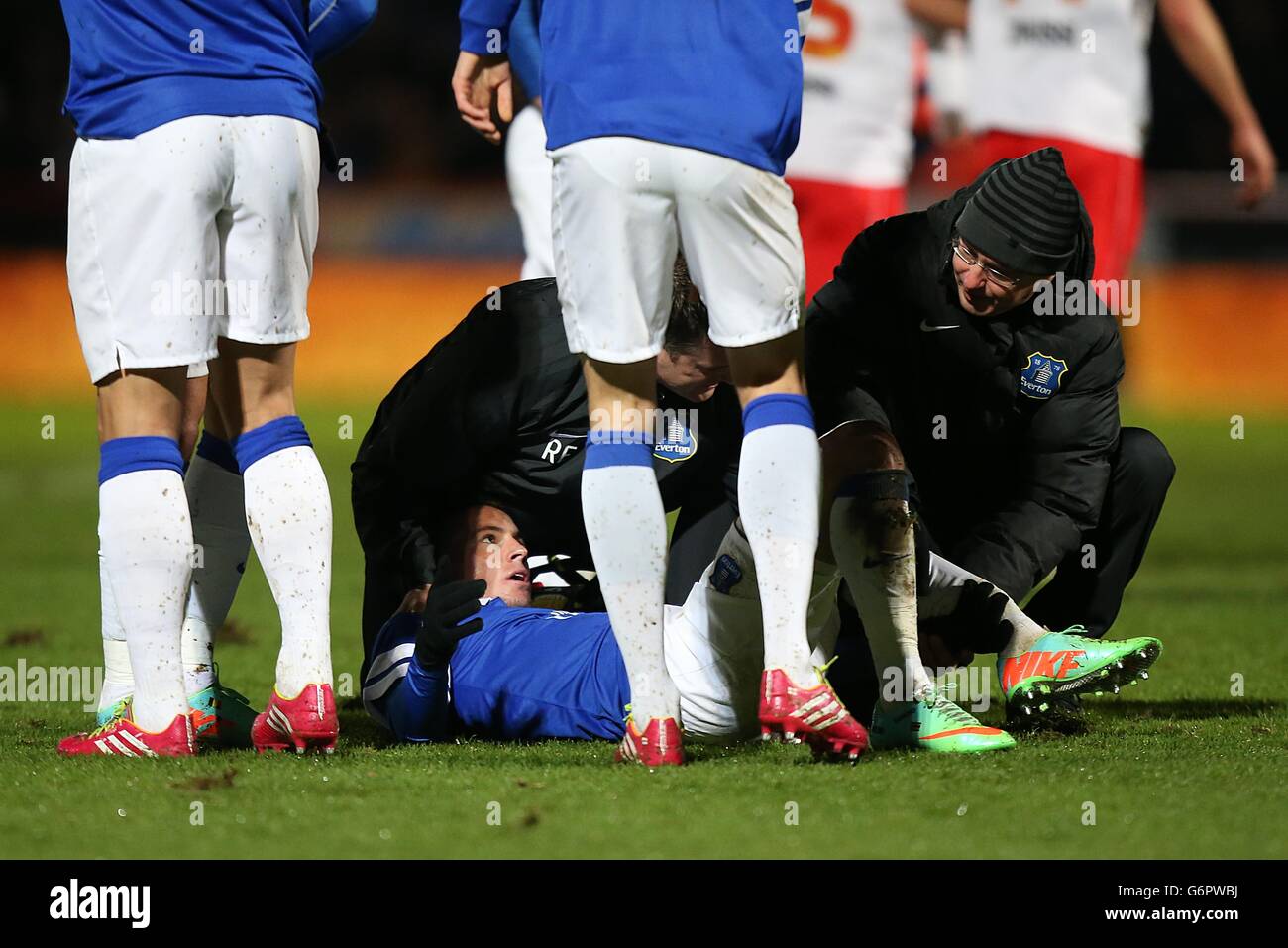 Resulting in broken leg hi-res stock photography and images - Alamy