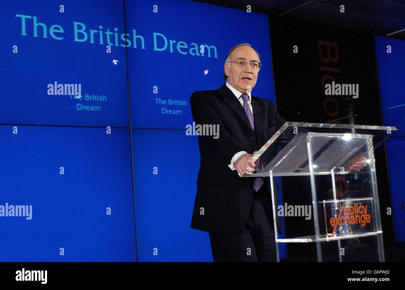 Politics podium speaking michael howard hi-res stock photography and ...