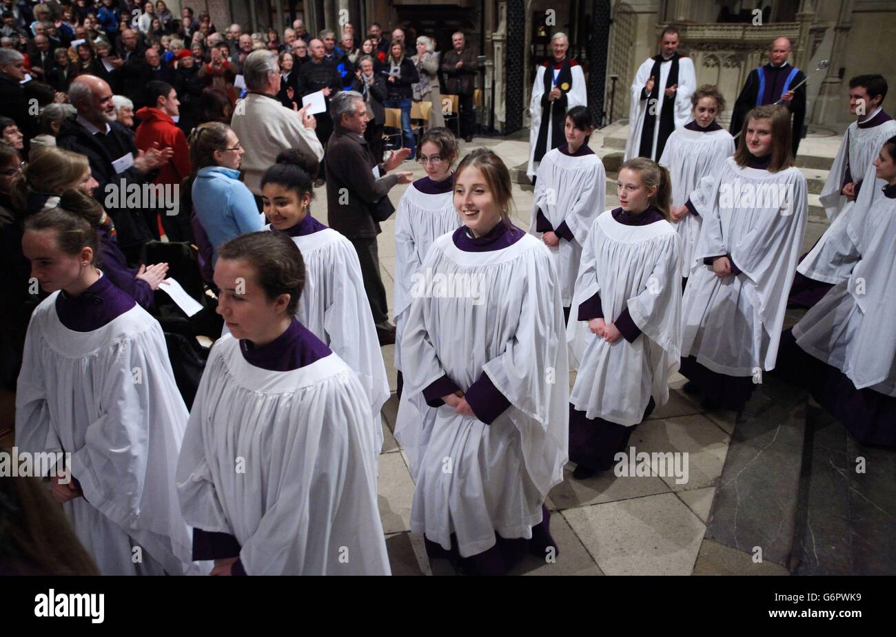 First Girls Cathedral Choir High Resolution Stock Photography and ...