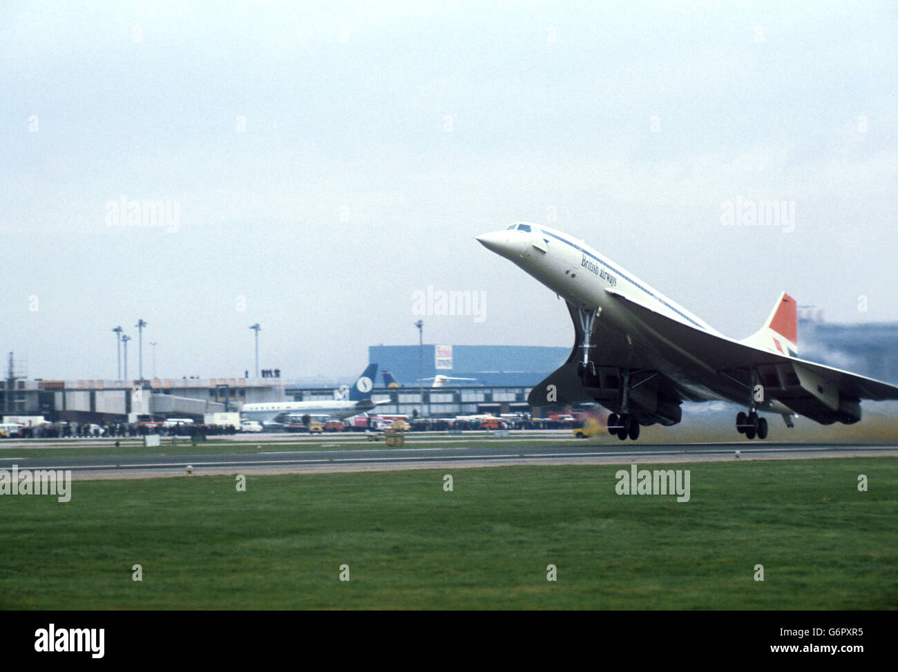 Concorde taking off from London Heathrow Airport on its first flight to ...