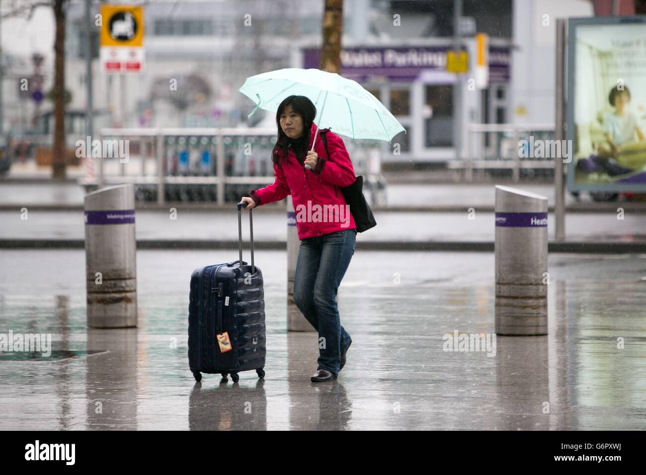 As wet weather continues to hit the uk hi-res stock photography and ...