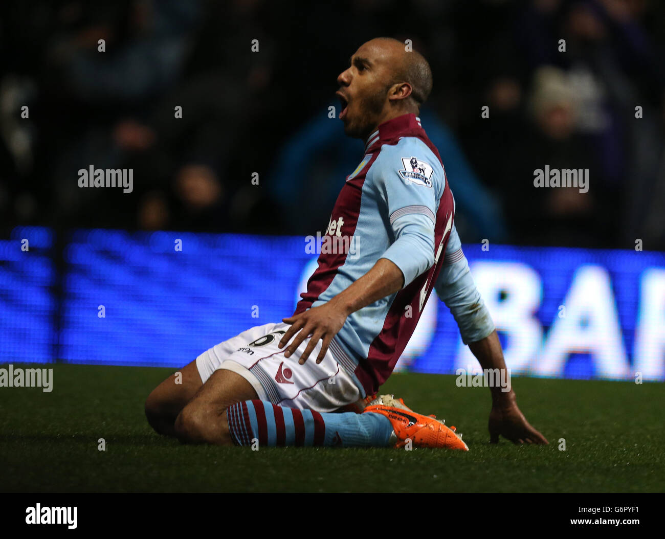 Fabian delph villa goal hi-res stock photography and images - Alamy