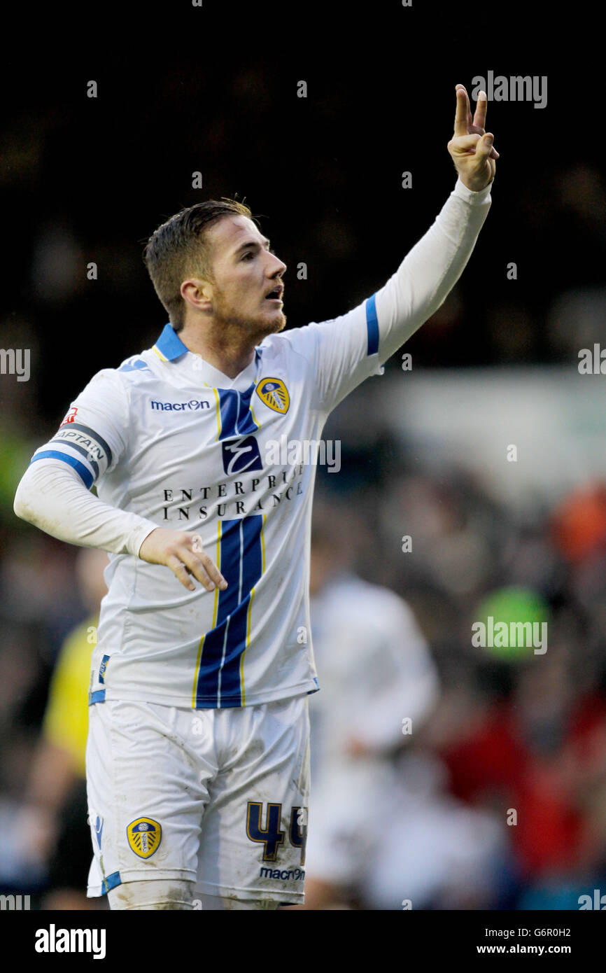 Leeds uniteds ross mccormack hi-res stock photography and images - Alamy