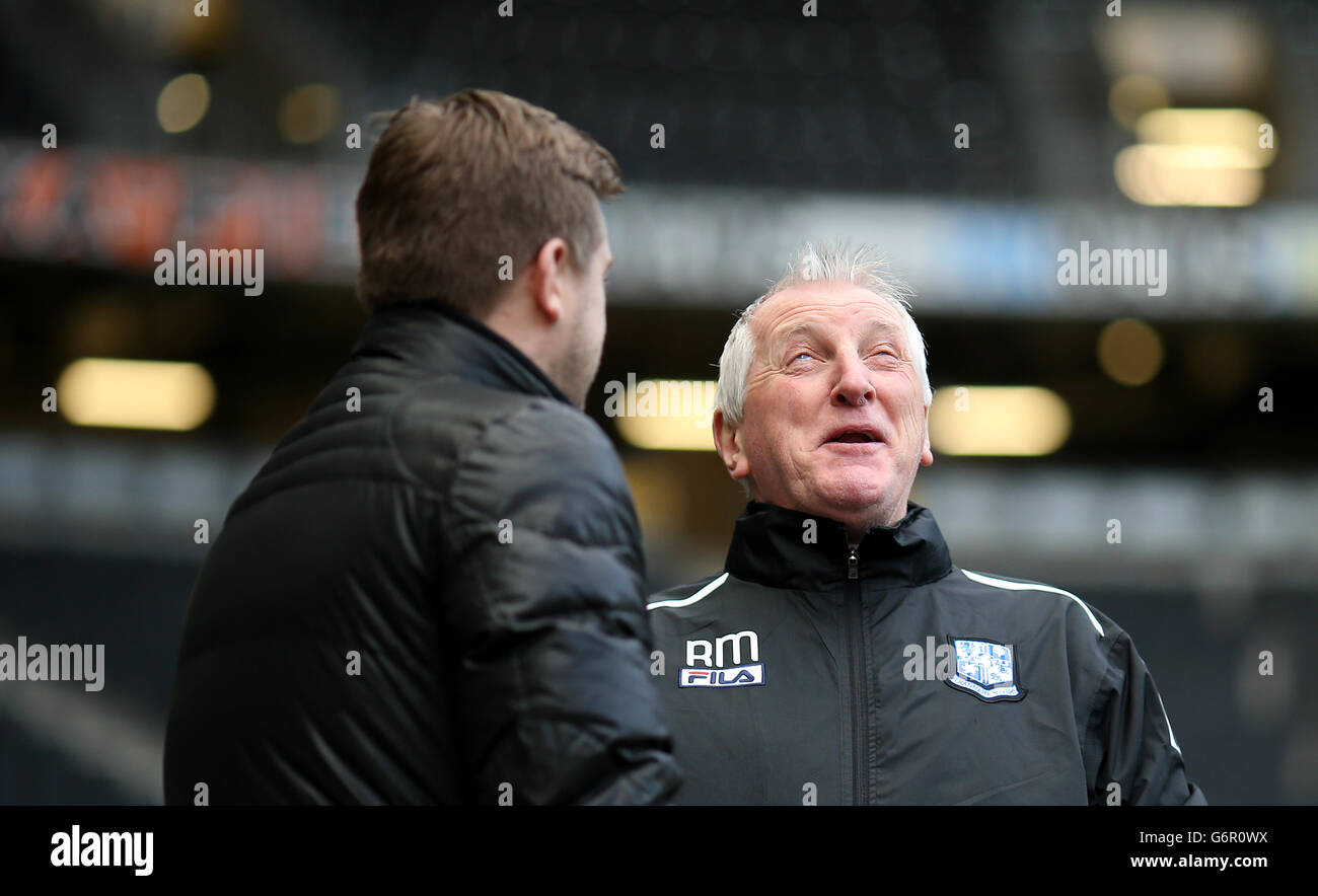 MK Dons' Manager Karl Robinson and Tranmere Rovers' Manager Ronnie ...