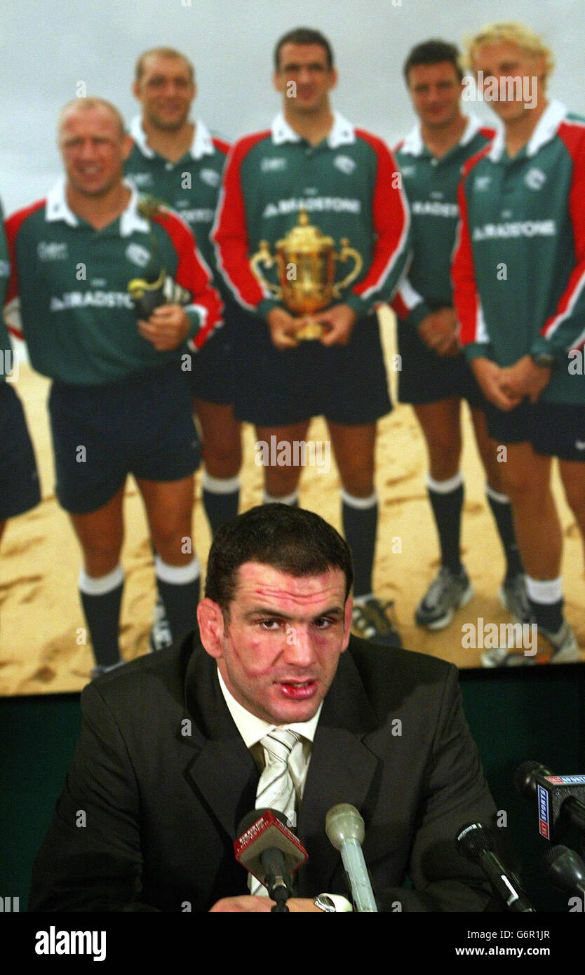 Sport rugby union martin johnson hi-res stock photography and images ...