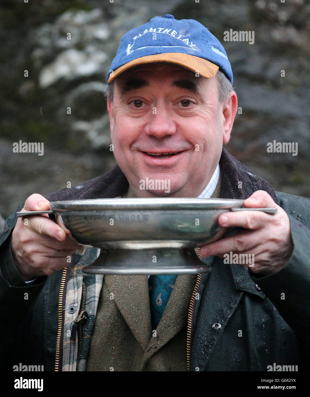 First Minister Alex Salmond sips some whisky from a Quaich before ...
