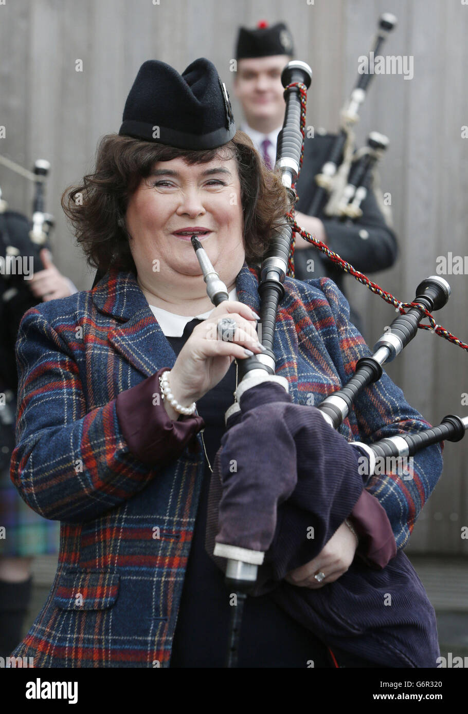 Susan Boyle at pipe band event Stock Photo - Alamy