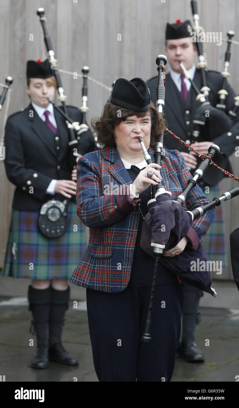 Susan Boyle is unveiled as chieftain of the pipe band event at the ...