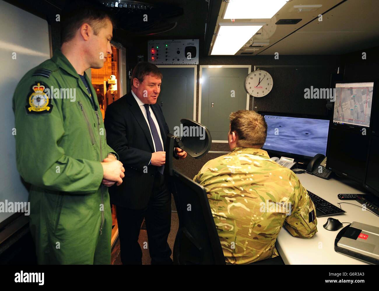 Minister for The Armed Forces Mark Francois visits a Ground Contol ...