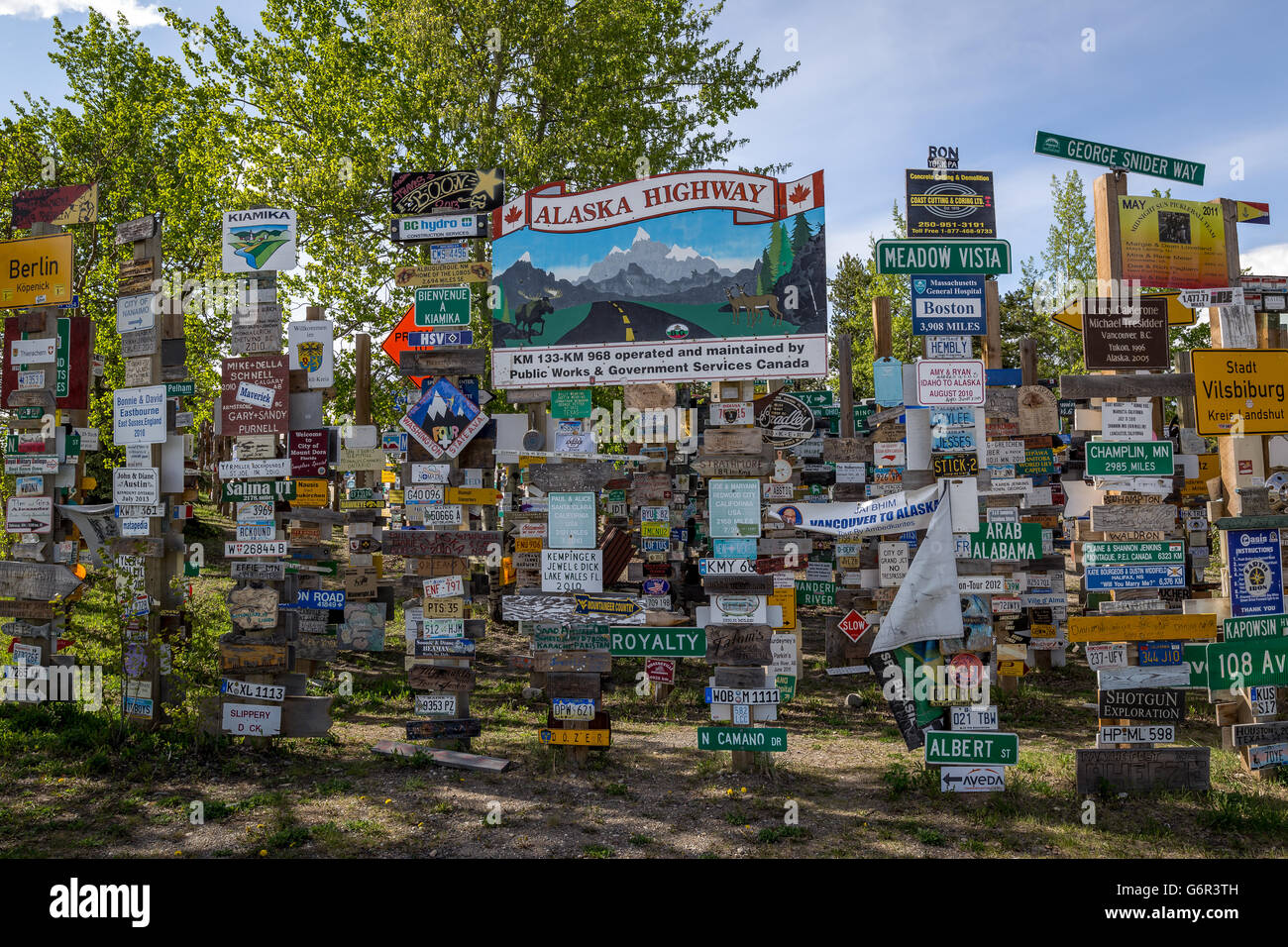 Sign post forest in Watson Lake, Yukon Stock Photo - Alamy