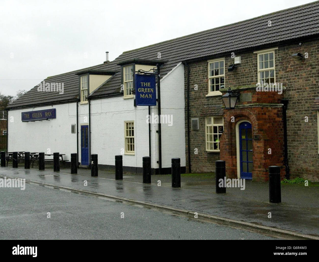 Pub Sign Green Man Stock Photos & Pub Sign Green Man Stock Images - Alamy