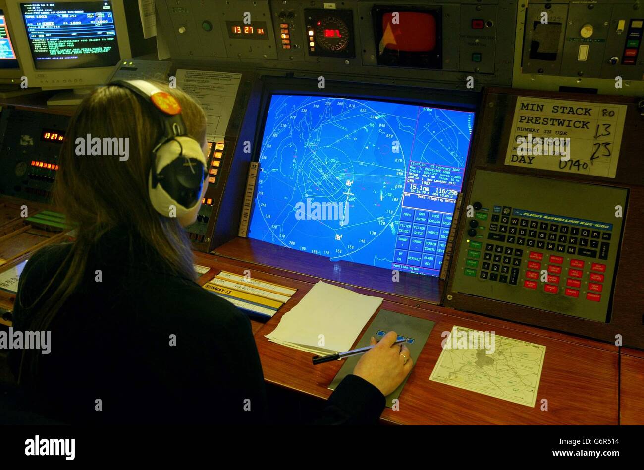 Air Traffic Controller Screen Stock Photos & Air Traffic Controller ...