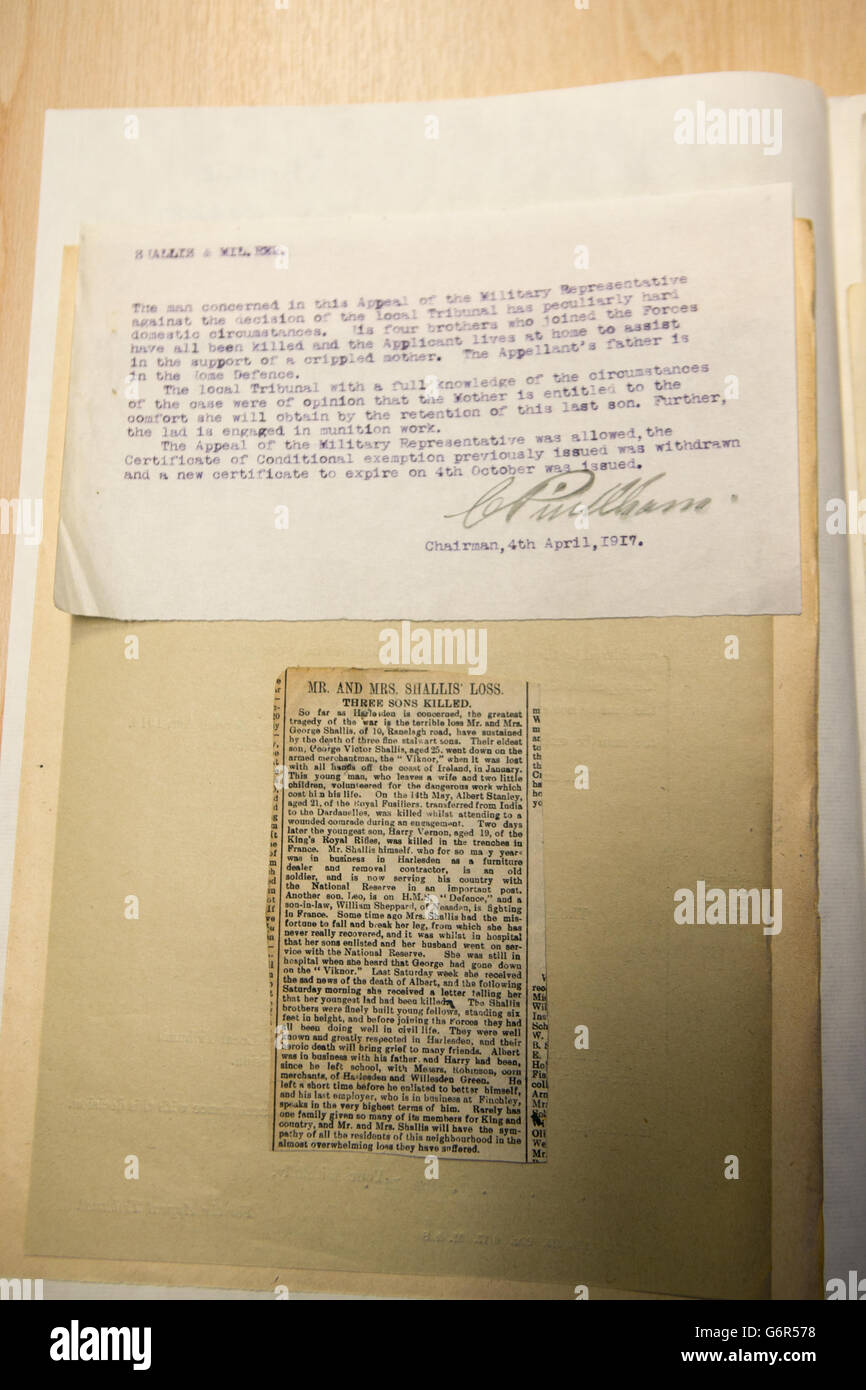 News records war hi-res stock photography and images - Alamy