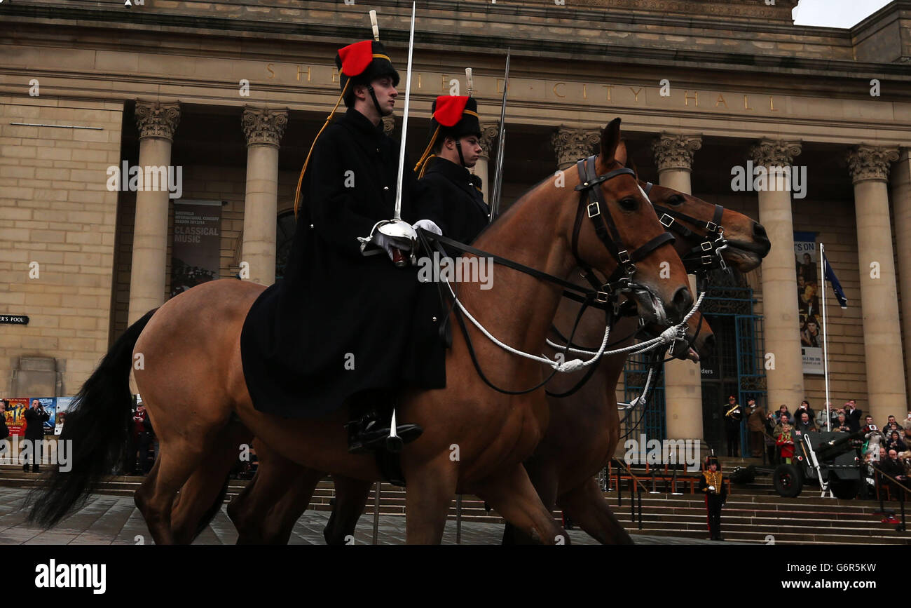 1st Regiment Royal Horse Artillery homecoming parade Stock Photo - Alamy