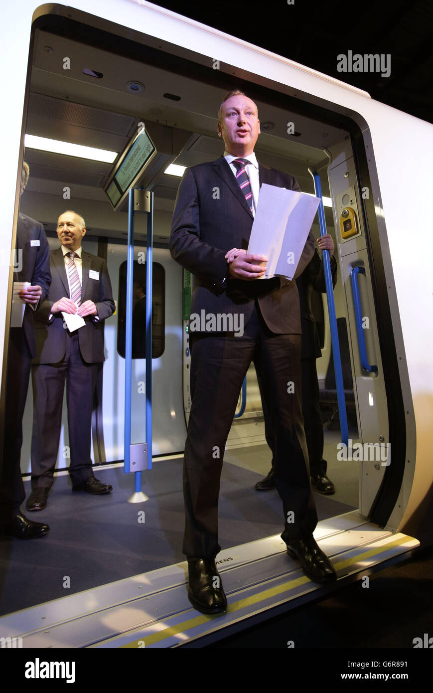 5bn thameslink programme hi-res stock photography and images - Alamy