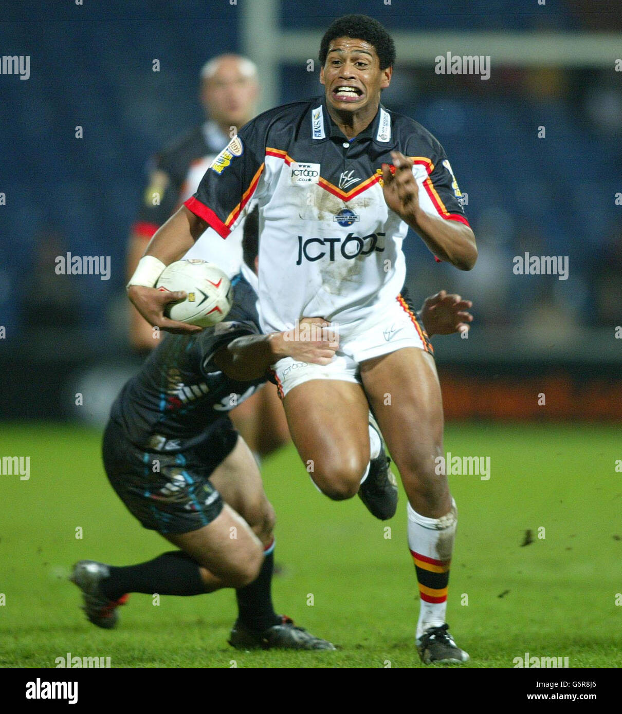 Bradford bulls v penrith panthers hi-res stock photography and images ...