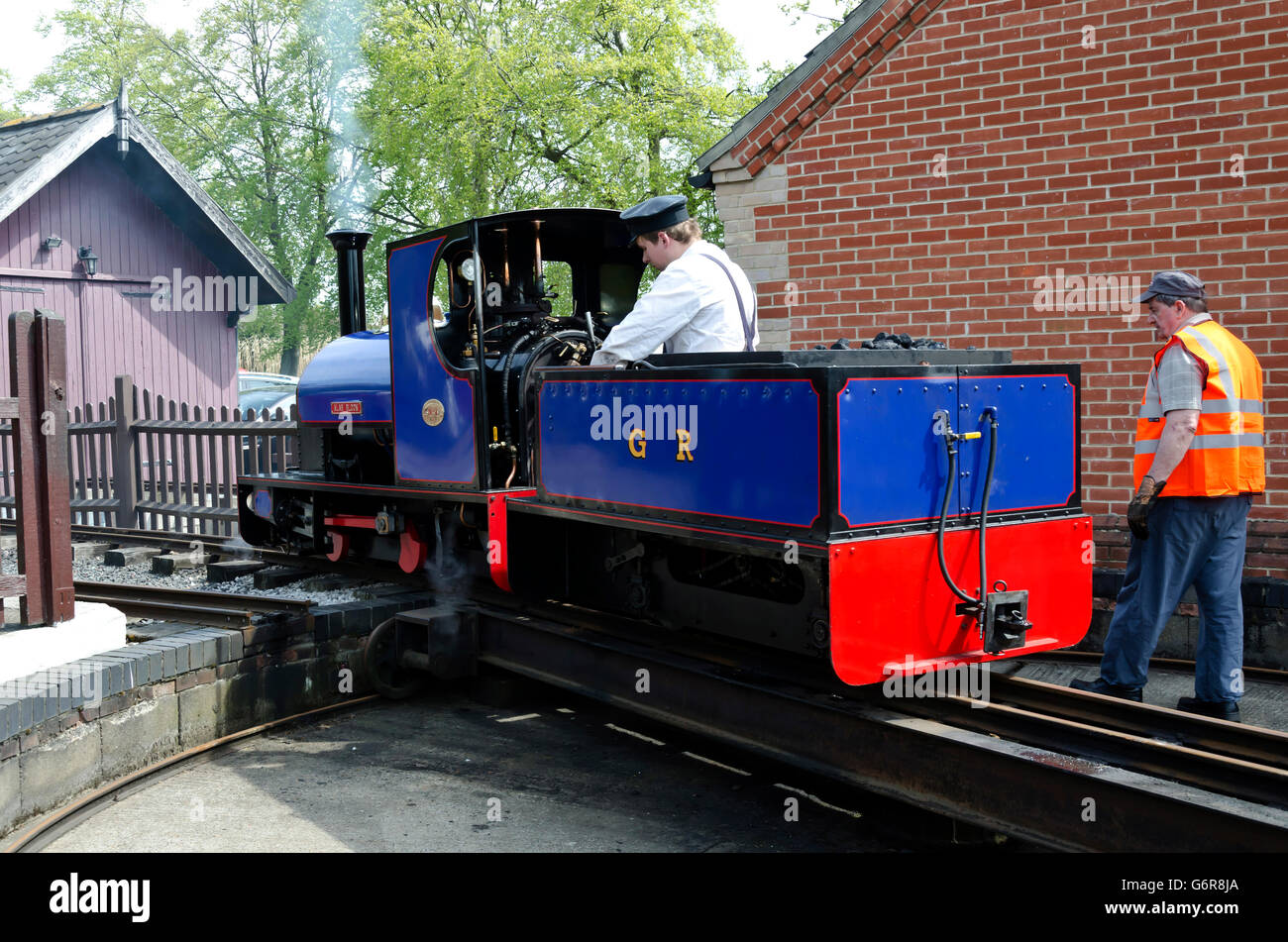 Narrow gauge saddle tank steam locomotive hi-res stock photography and ...