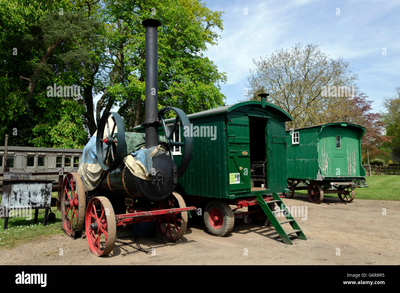Steam traction engine (tractor) and worker's trailer at the Bressingham ...