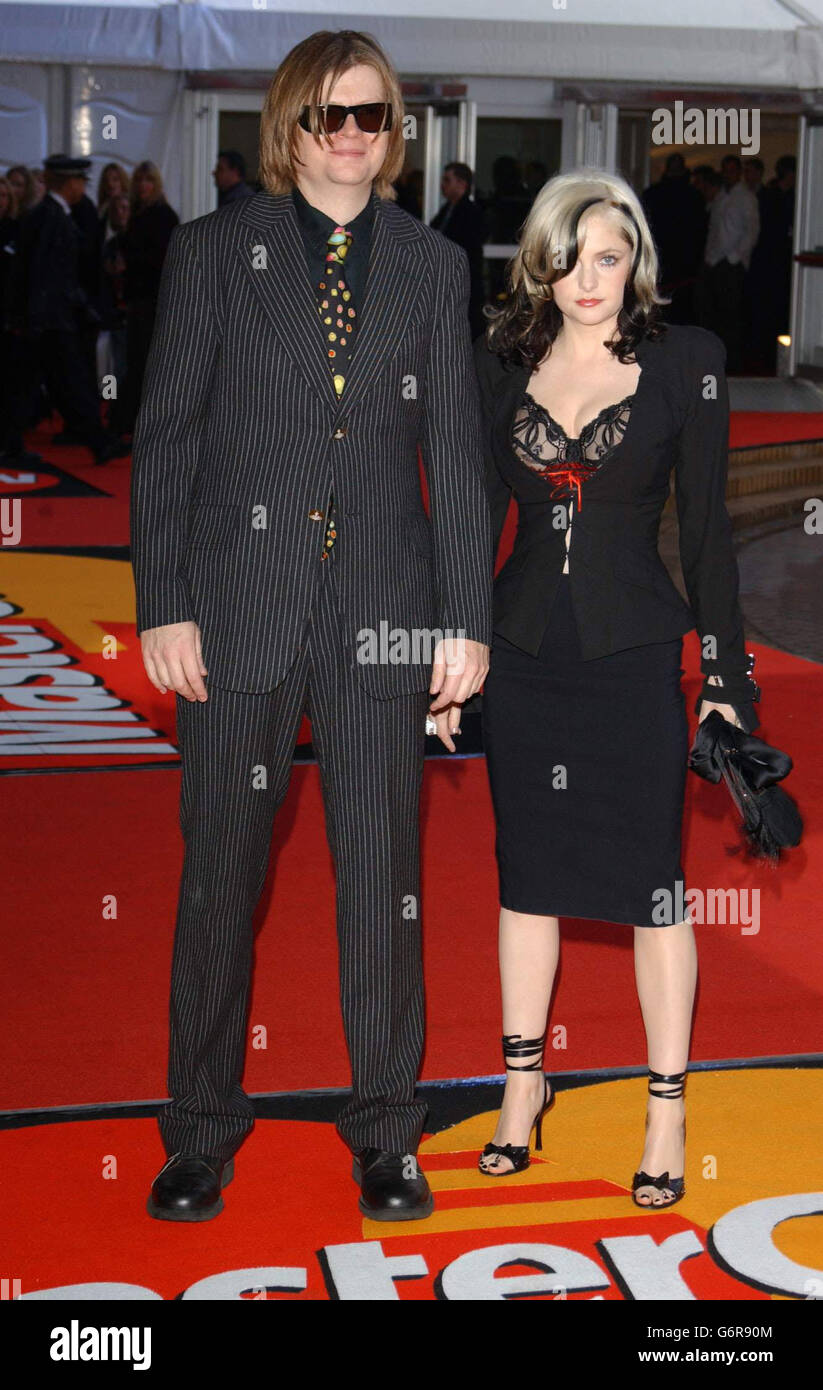 Goldfrapp the 2004 brit awards hi-res stock photography and images - Alamy