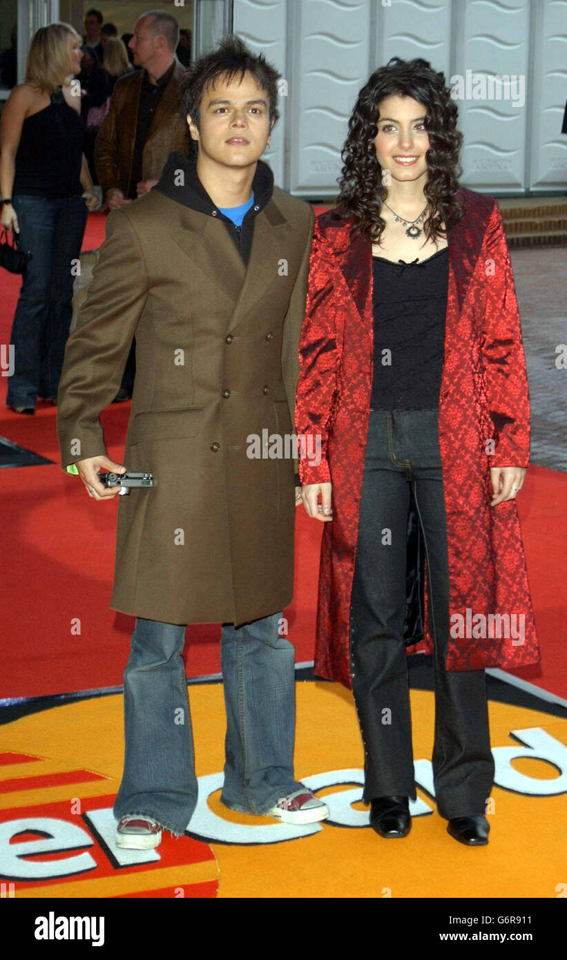 Cullum and Melua The 2004 Brit Awards Stock Photo - Alamy