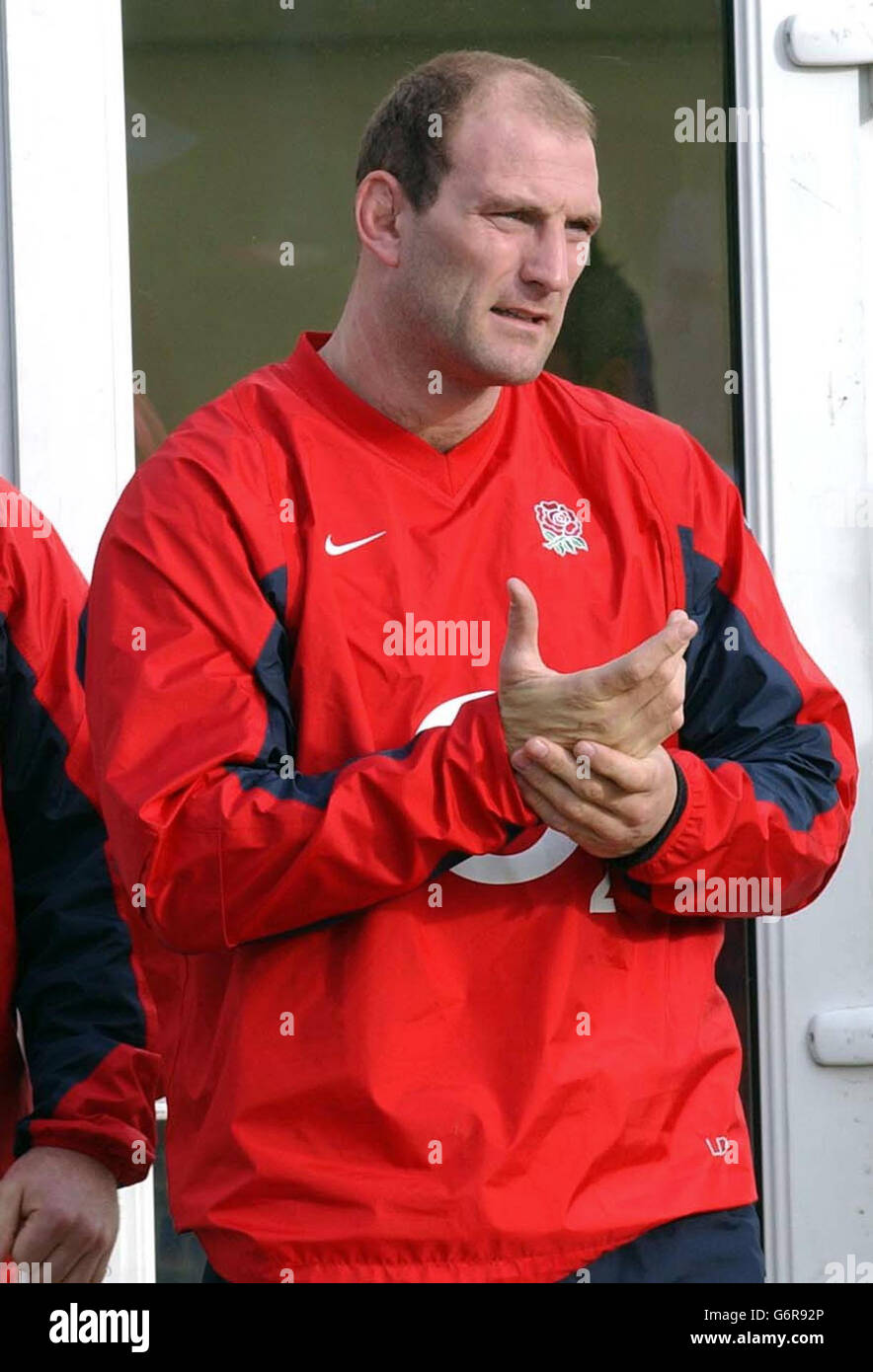 Lawrence dallaglio england rugby training penny hill park hi-res stock ...