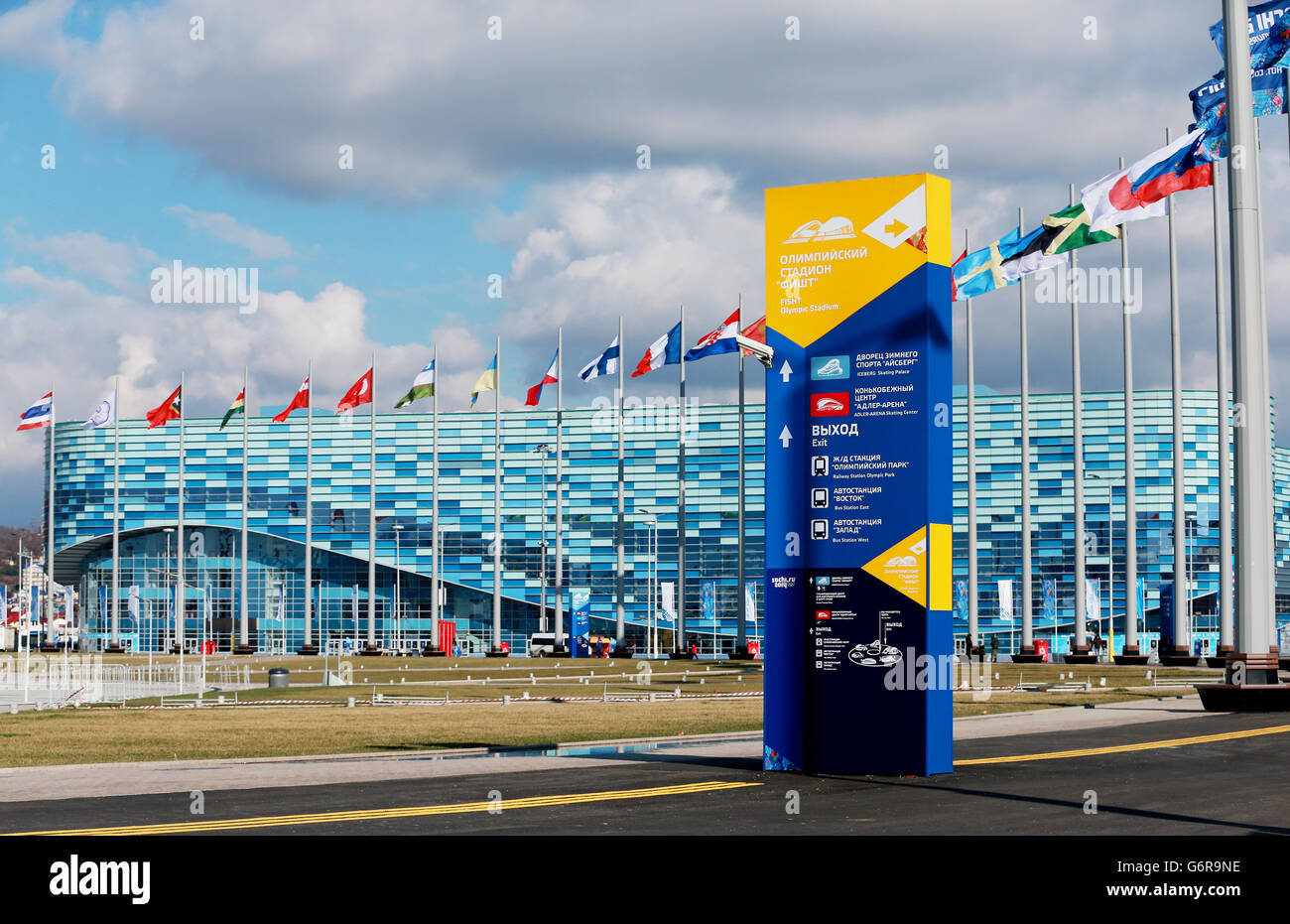 A sign shows way to olympic stadium hi-res stock photography and images ...