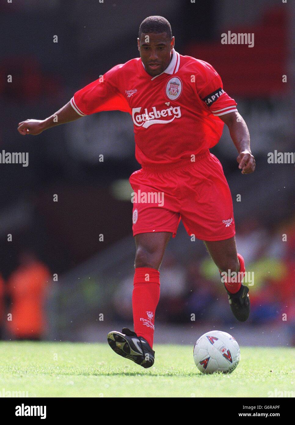 John barnes liverpool fc hi-res stock photography and images - Alamy