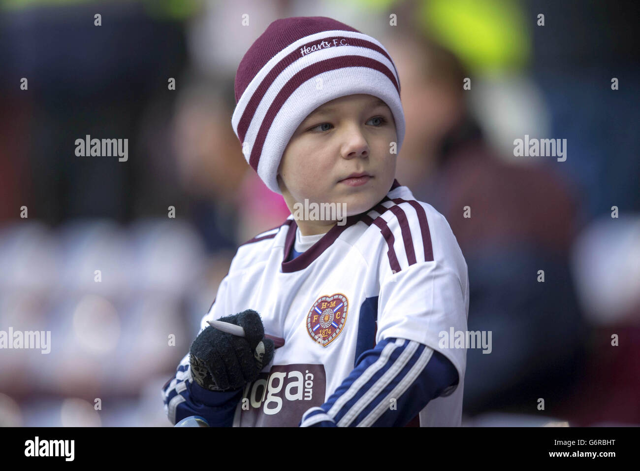 Young fan during the scottish premiership match at tynecastle stadium hi-res stock photography ...