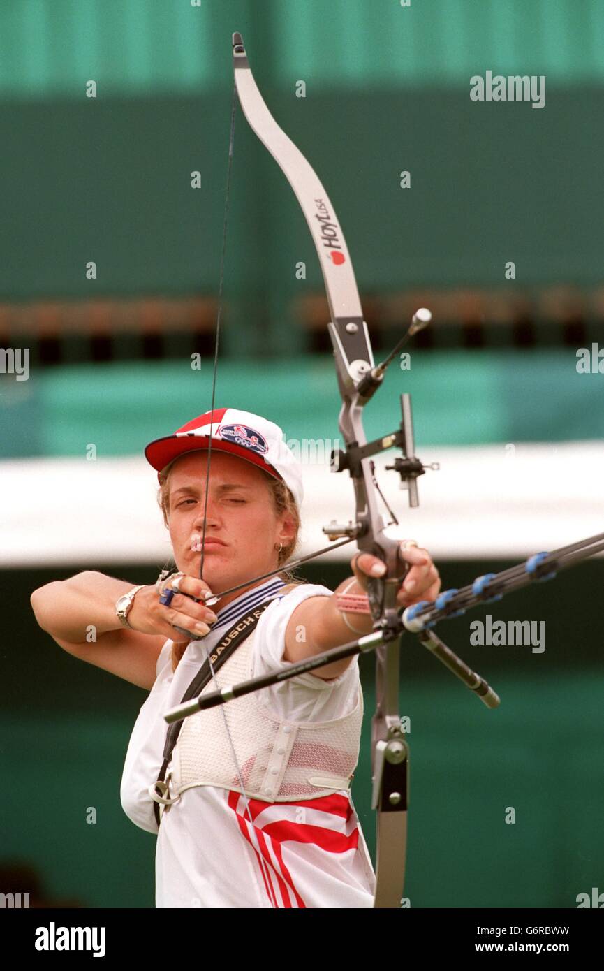 Atlanta olympic games womens individual archery hi-res stock ...
