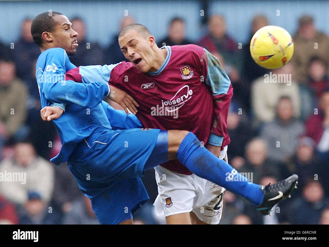 Danny gabbidon cardiff hi-res stock photography and images - Alamy