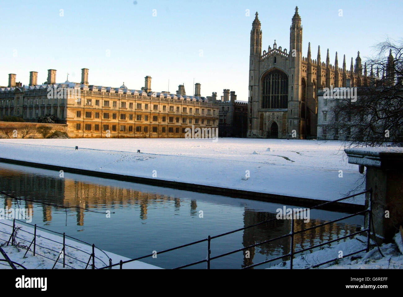 Kings College, Cambridge covered in snow Stock Photo - Alamy