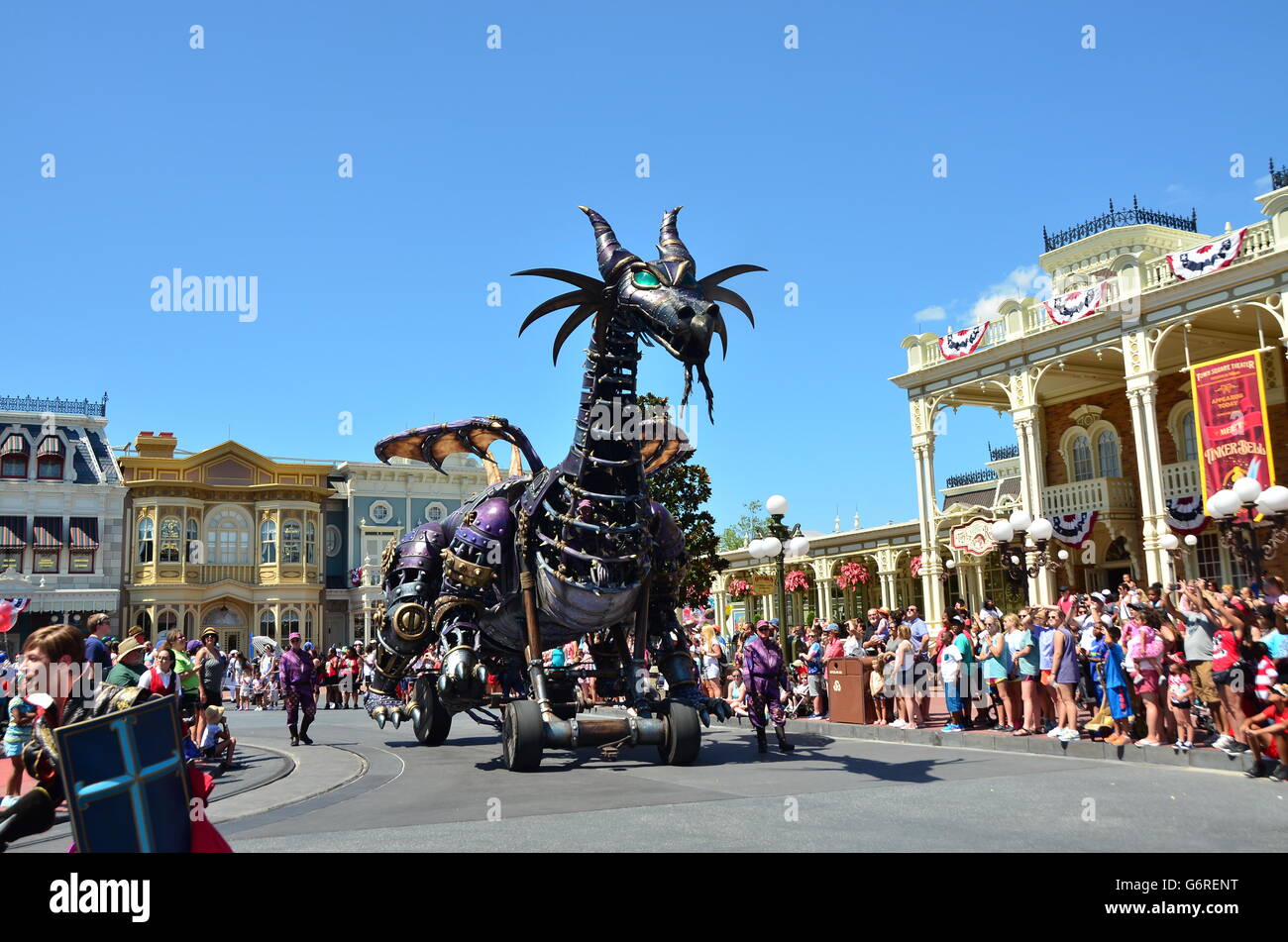 Dragon Maleficent at Disney's Flights of Fantasy Parade, Magic Kingdom ...