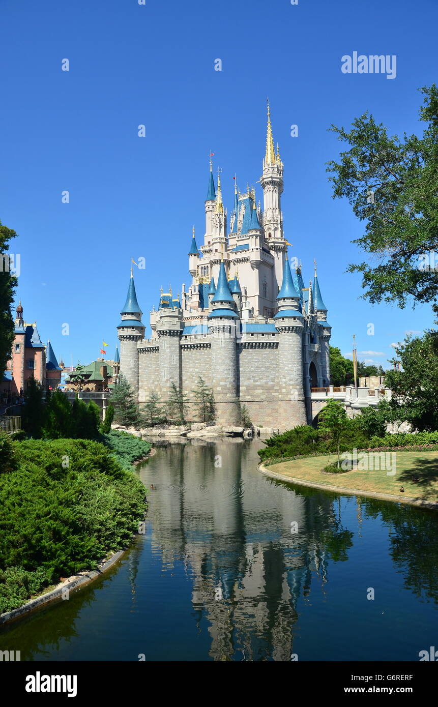 Cinderella castle at Magic Kingdom Disney World Orlando, Florida Stock ...