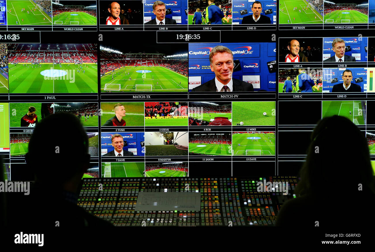 Football soccer behind the scenes hi-res stock photography and images ...