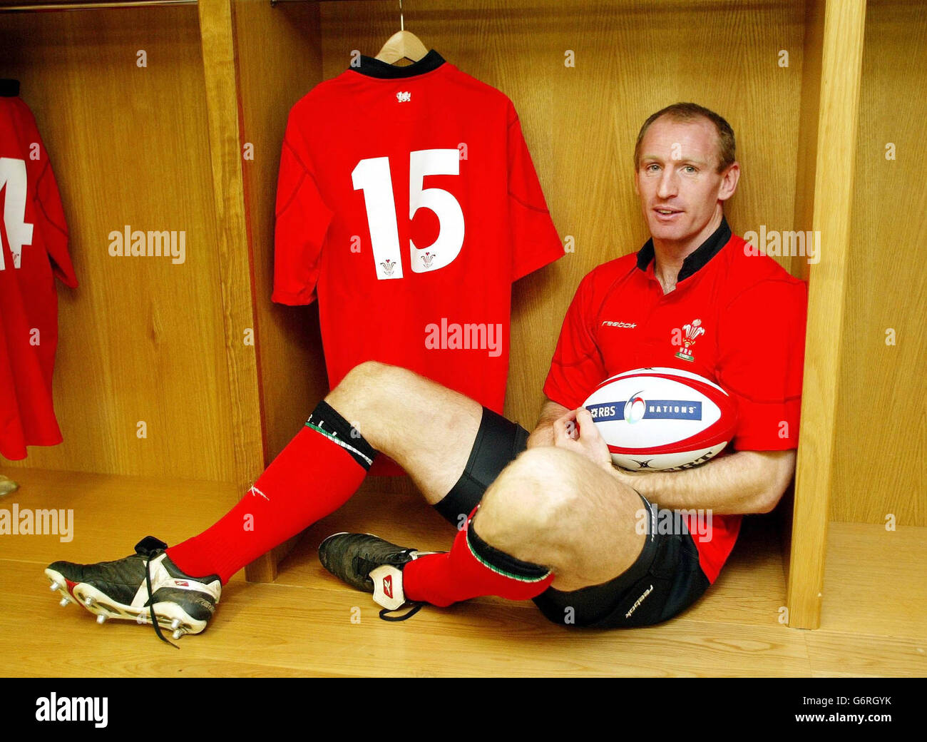 Number 15 rugby shirt hi-res stock photography and images - Alamy