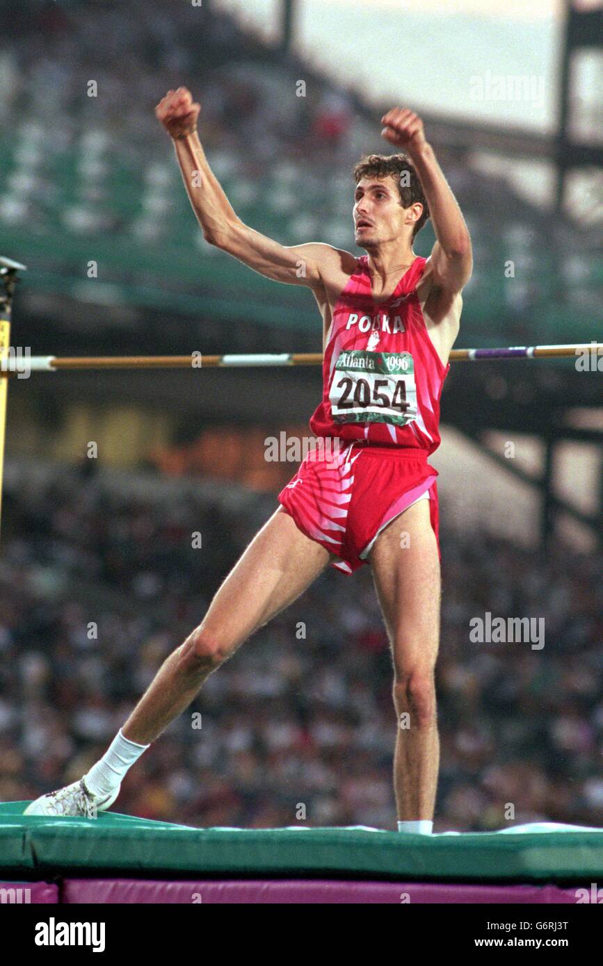 Athletics atlanta olympics mens high jump final hi-res stock ...