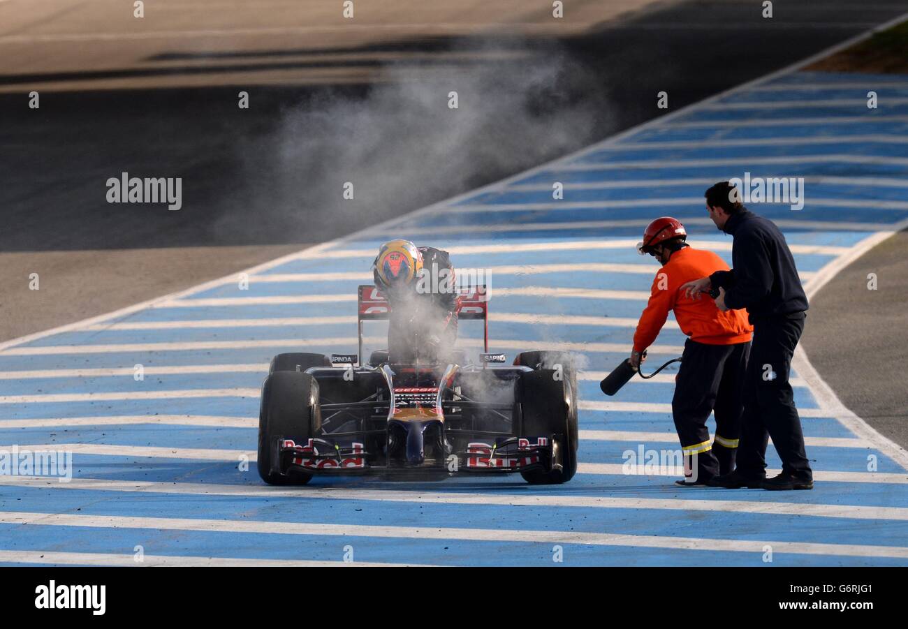 Car fire extinguishers hi-res stock photography and images - Alamy