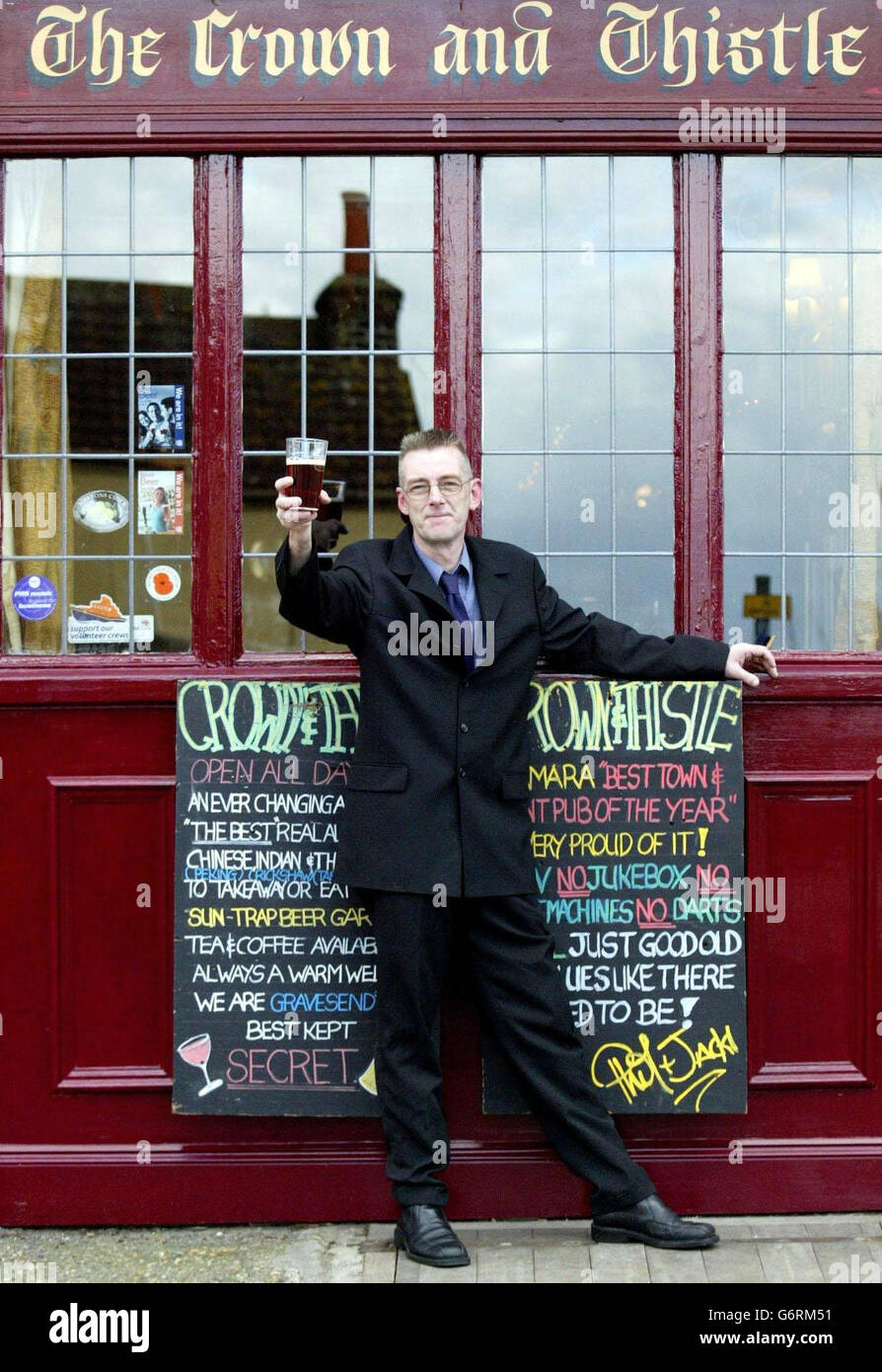 Philip bennett hi-res stock photography and images - Alamy