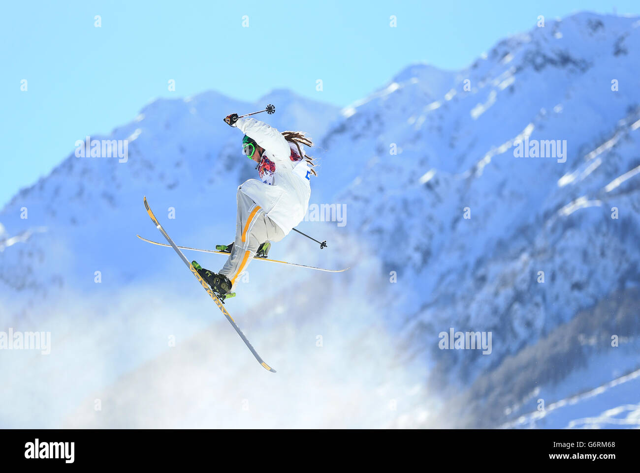 Practice skiing hi-res stock photography and images - Alamy