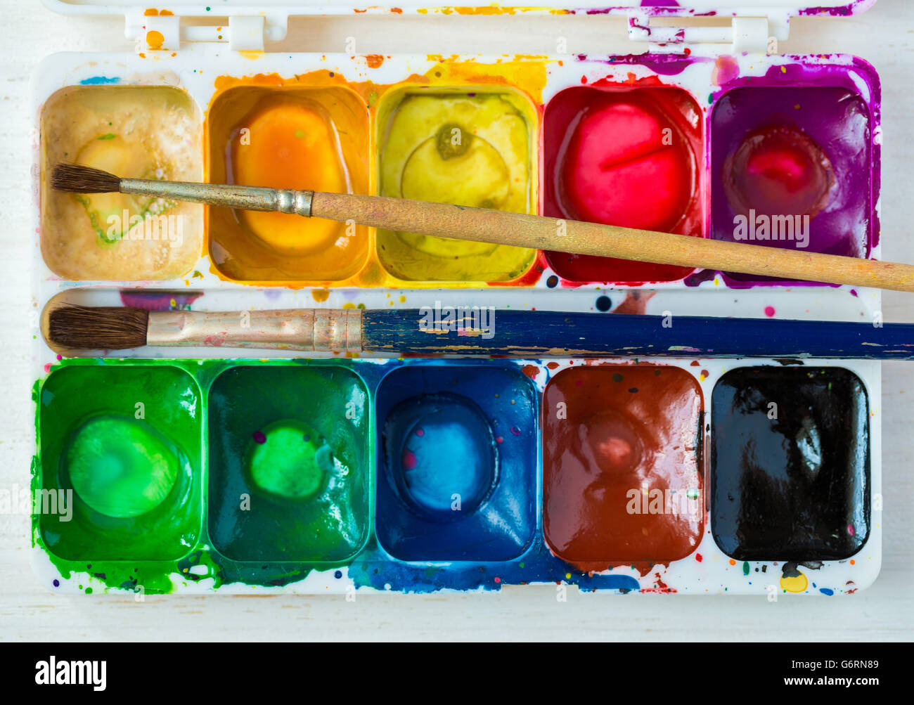 Top view messy paint hi-res stock photography and images - Alamy