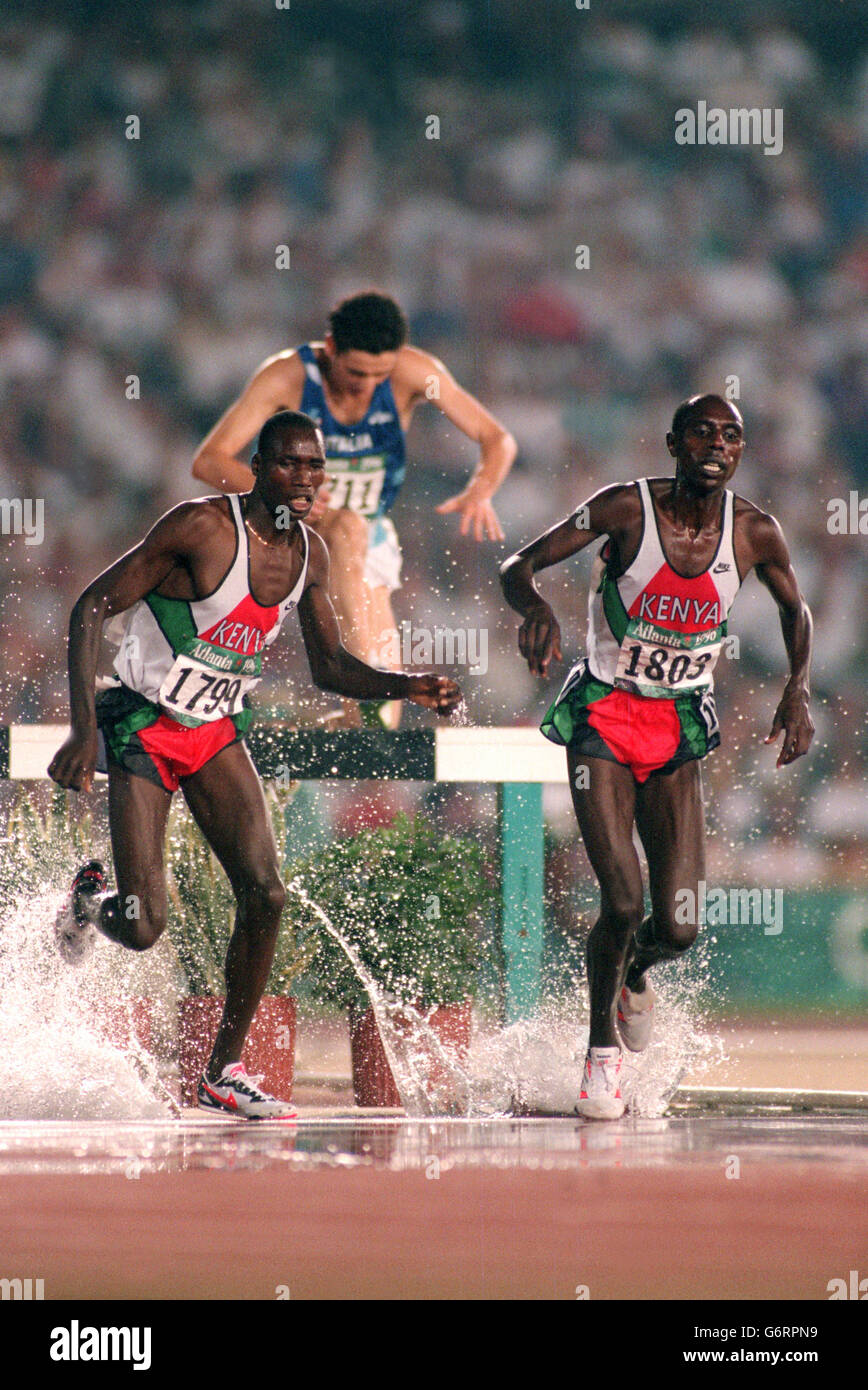 Mens 3000m steeplechase final kenyas joseph keter hi-res stock ...