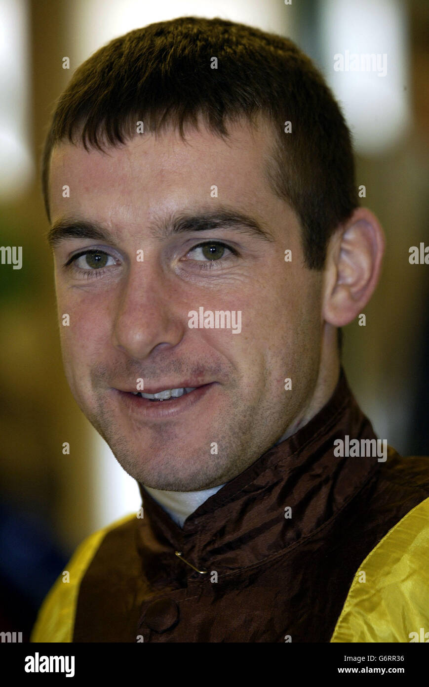 Jockey robert winston at wolverhampton races hi-res stock photography ...