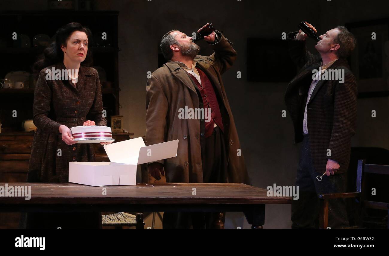 Abbey theatre dublin hi-res stock photography and images - Alamy