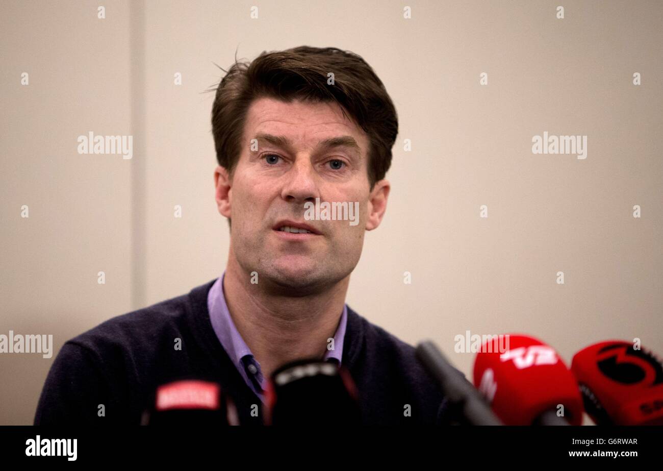 Michael laudrup hi-res stock photography and images - Alamy
