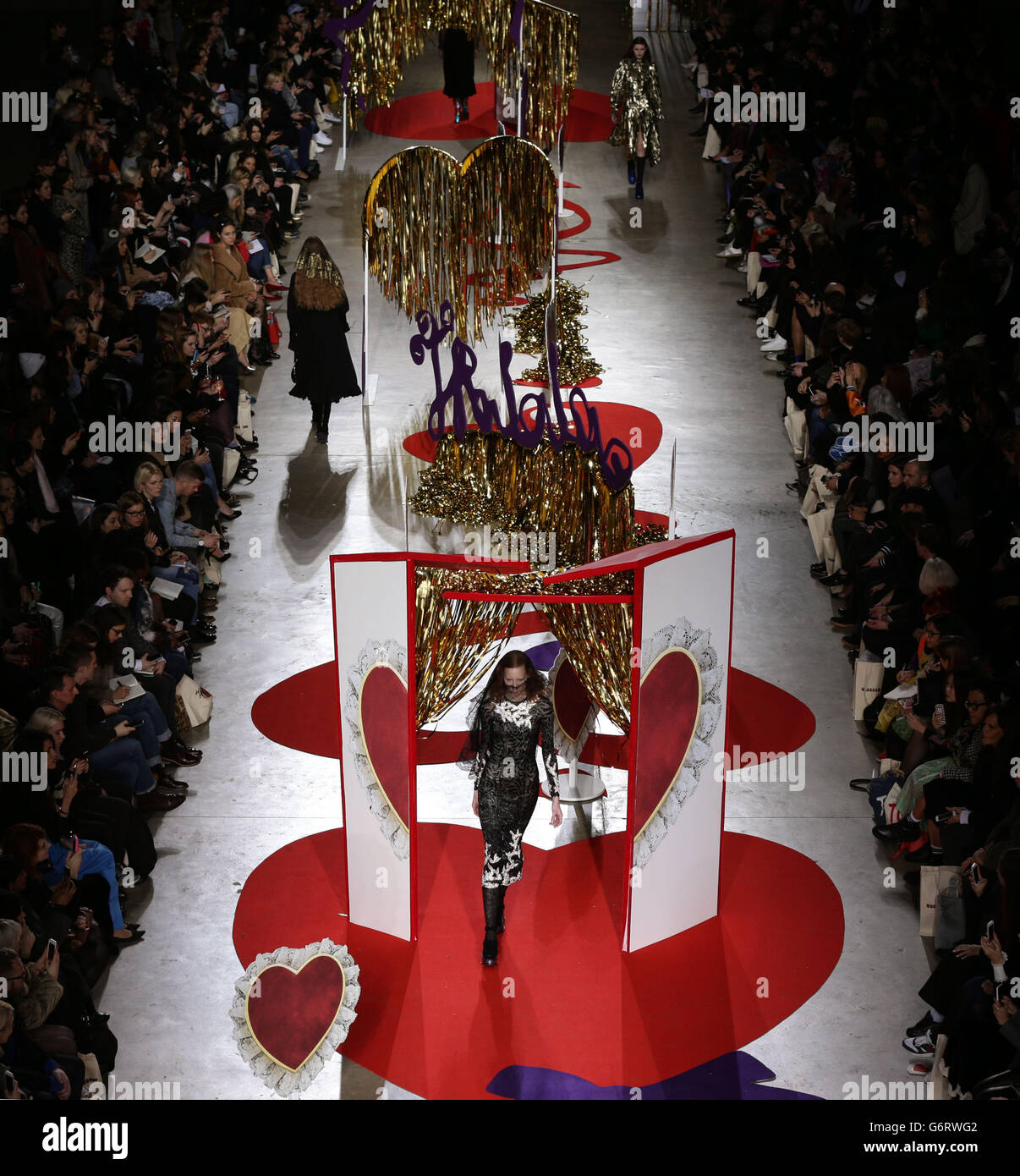 Meadham Kirchhoff Catwalk - London Fashion Week 2014 Stock Photo - Alamy