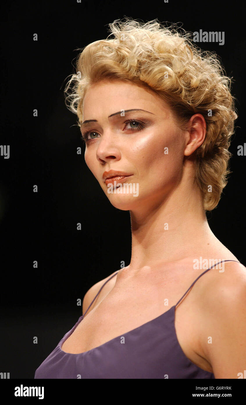 Fashion lfw04 model supermodel celebrity head shoulders make up jodie ...
