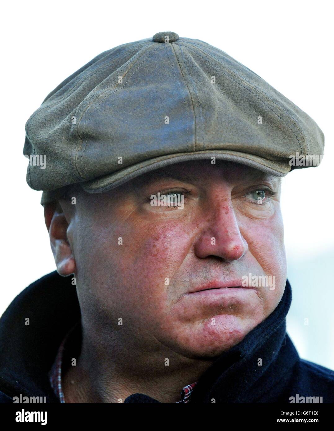 Union leader Bob Crow general secretary of the RMT arrives at City Hall ...