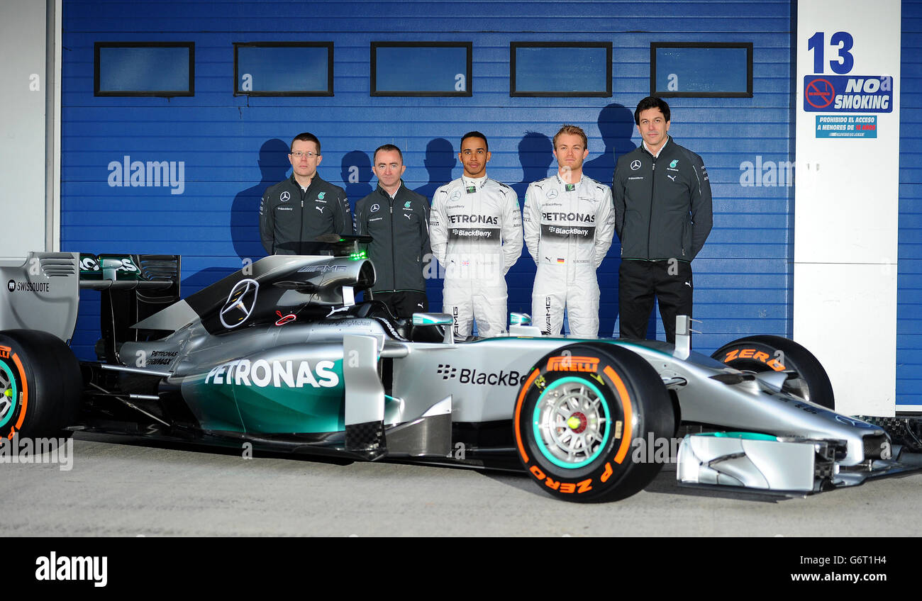 s business director and head of Mercedes-Benz Motorsport (right) during ...