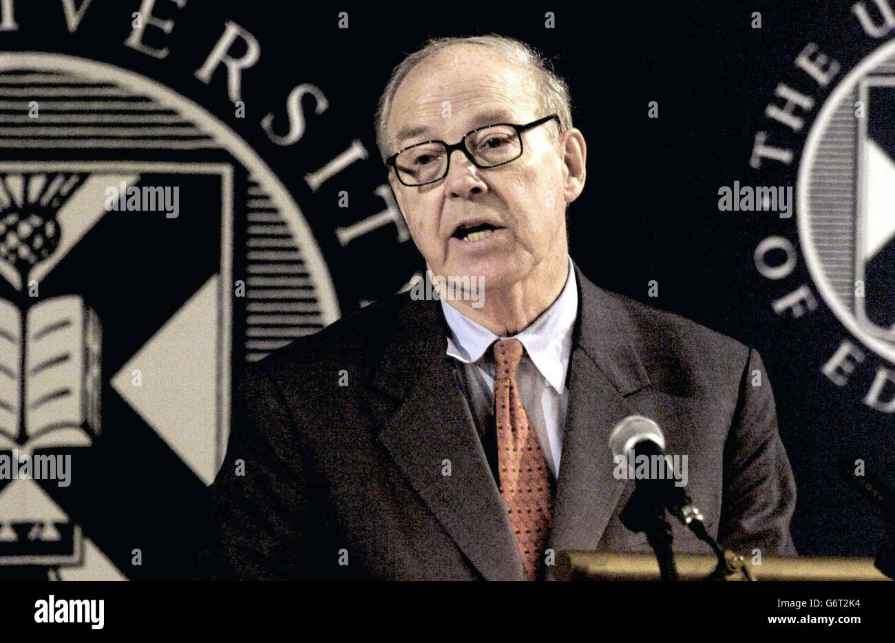 Former UN chief weapons inspector Hans Blix delivers a lecture on ...