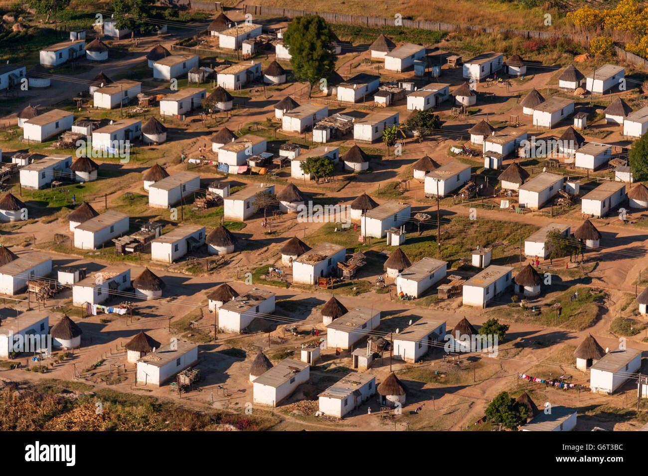 Zimbabwe village hi-res stock photography and images - Alamy